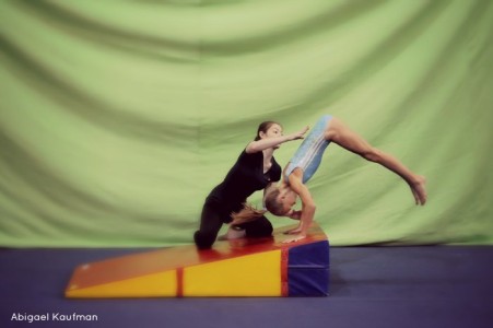 Using front headsprings to teach front handsprings – Swing Big!